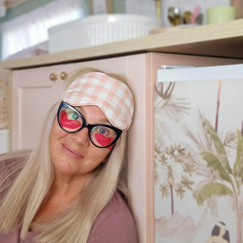 Revitalise Tired Eyes: Collagen Eye Masks for Hormonal Support | CanGro